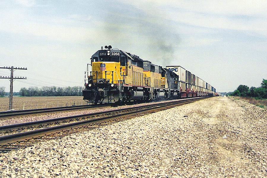 Westbound UP trackage rights train